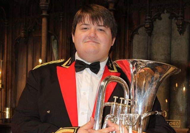 Daniel Thomas - Besson